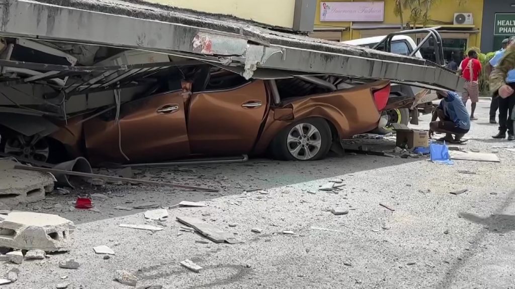 Cyclone threat looms as Vanuatu struggles with earthquake aftermath ...