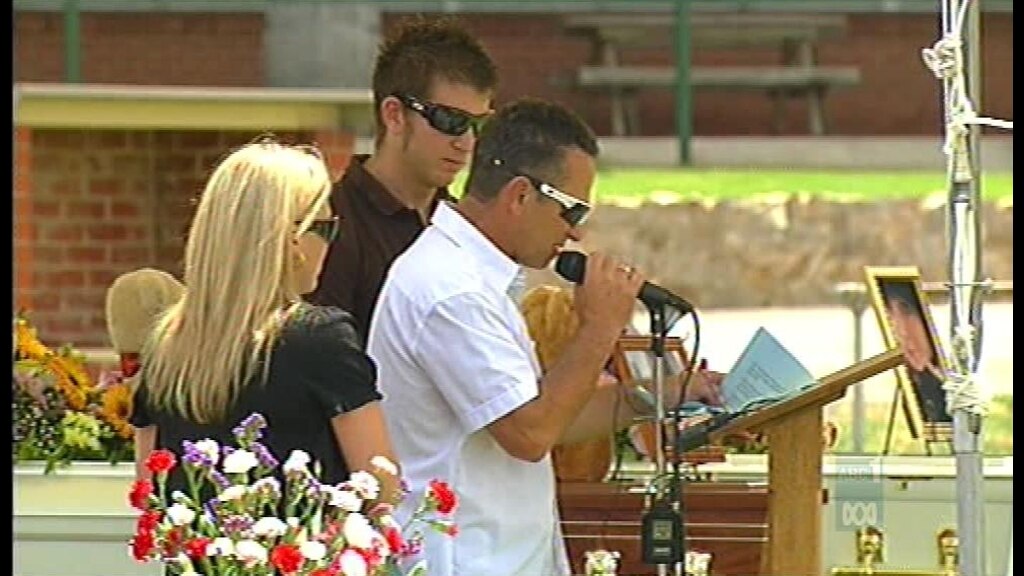 Community says goodbye to family - ABC News