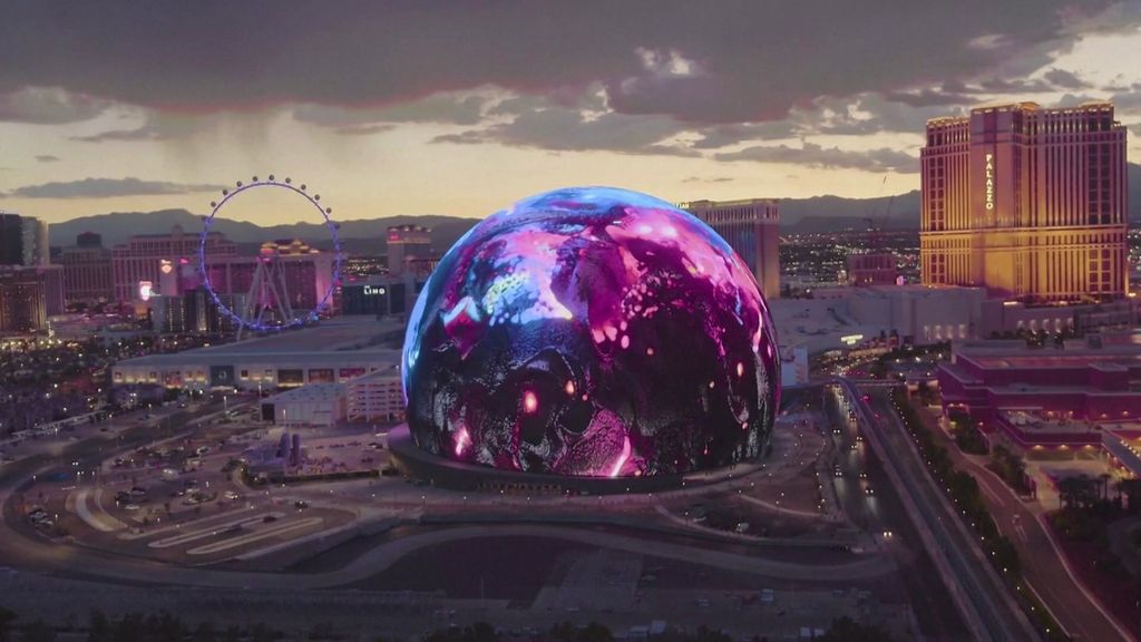U2 holds a concert at the Las Vegas Sphere. - ABC News