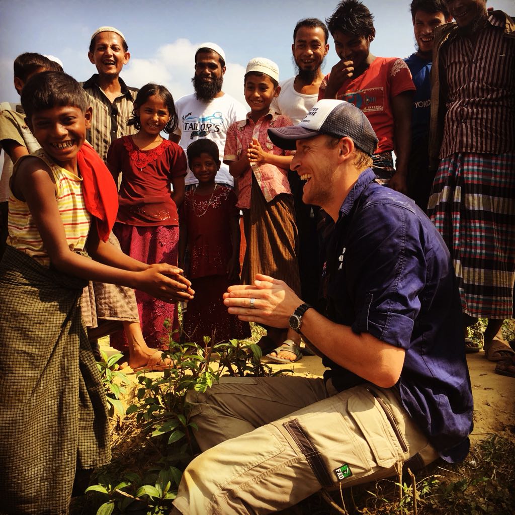 Indonesia tsunami: Australian volunteer backpacker medics hit the ...