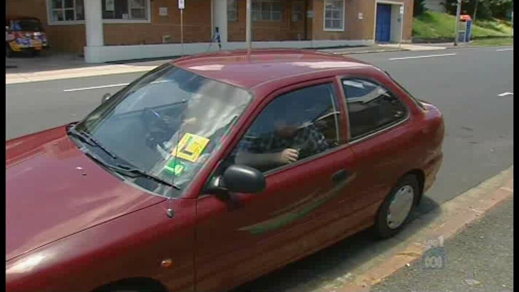 Government changes test criteria for Qld learner drivers - ABC News