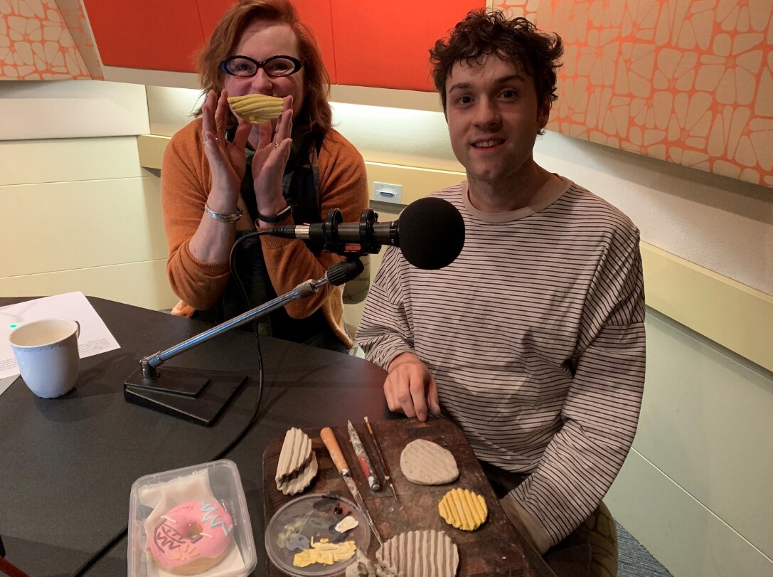 Kenny Pittock makes art that looks good enough to eat - ABC listen