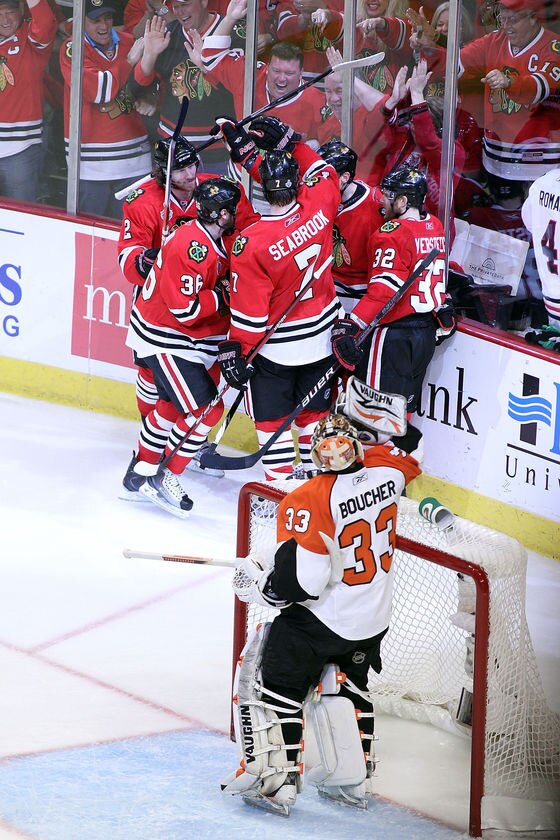 Kopecky lifts Chicago over Flyers - ABC News