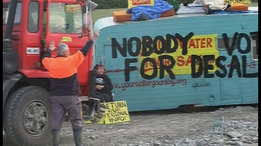 Police arrest desalination protesters - ABC News