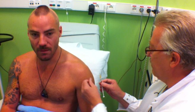 David Murrell, diagnosed with deadly tumour, finds hope in father's ...