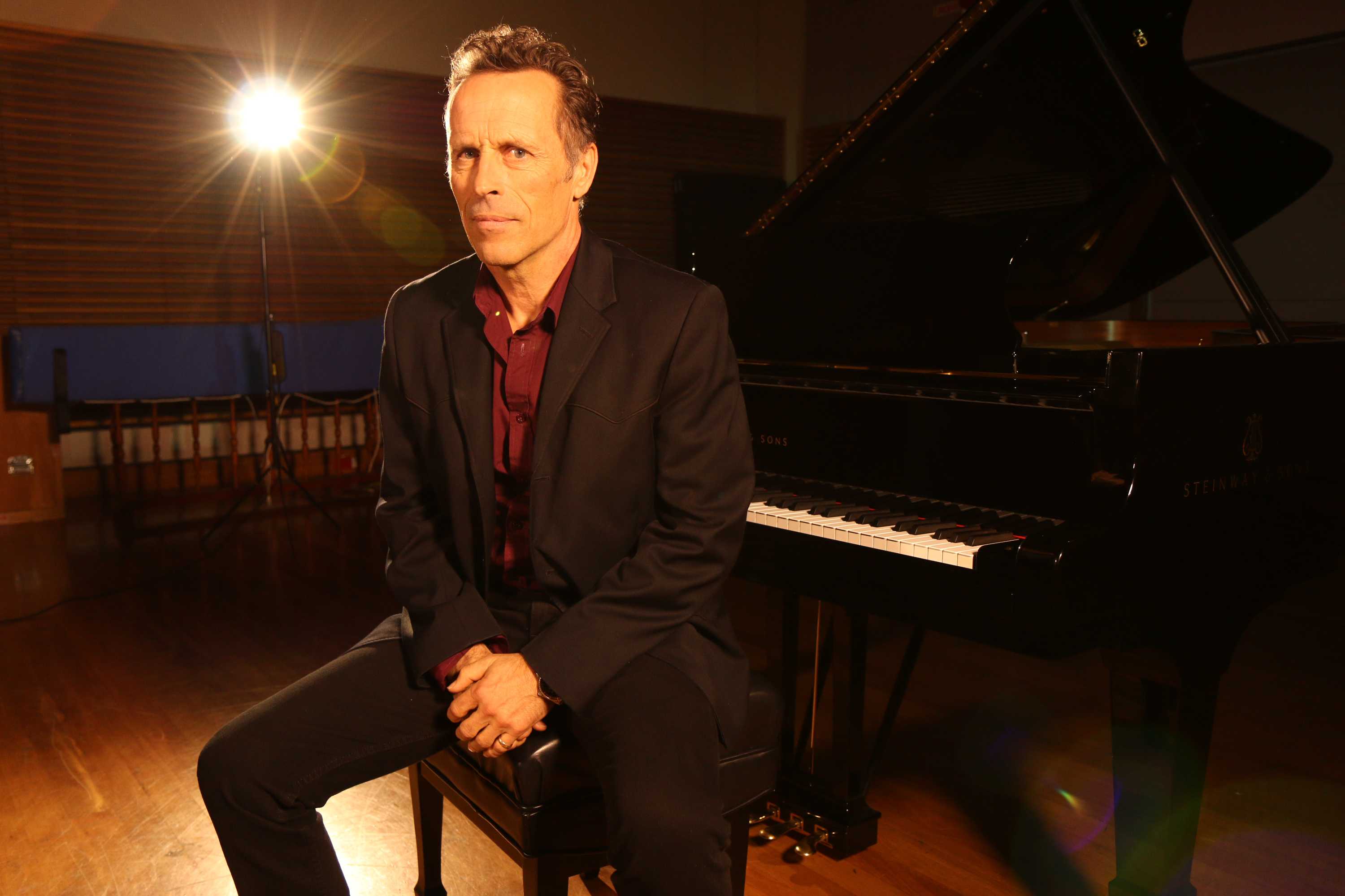 Mark Seymour, Aussie rock icon behind Hunters and Collectors, says he ...