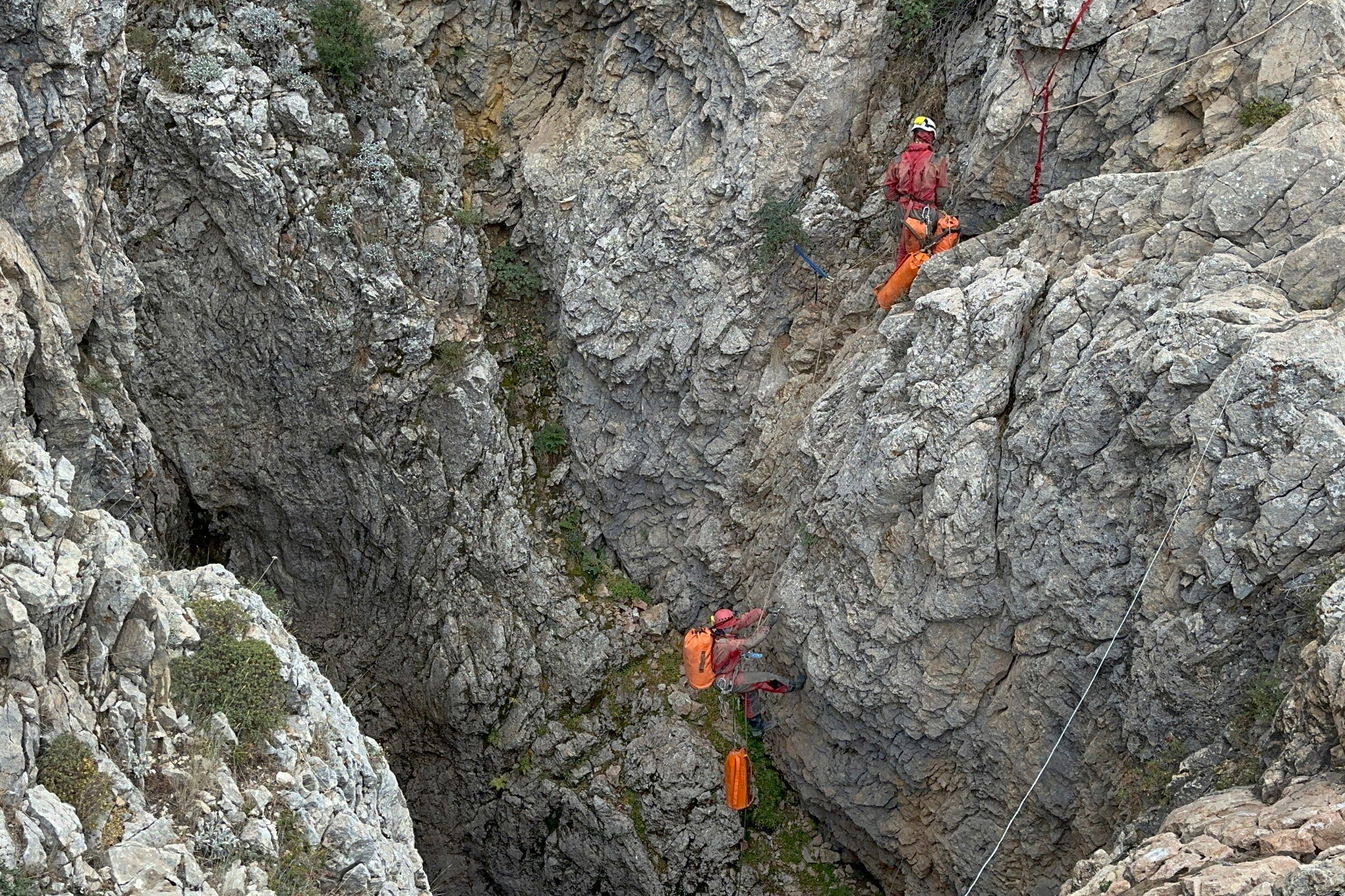 Rescue underway after US caver Mark Dickey fell ill 1,000 metres inside ...