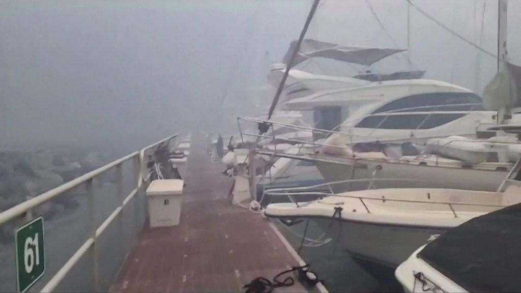 Dramatic footage of charter boat crew member warning individuals of ...