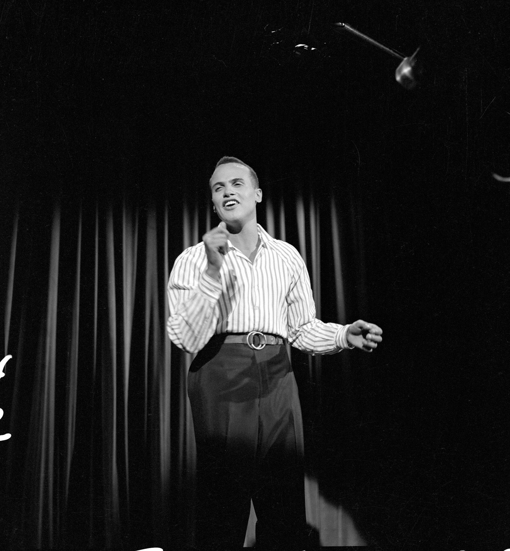 Harry Belafonte, singer, actor and civil rights activist dies at 96 ...