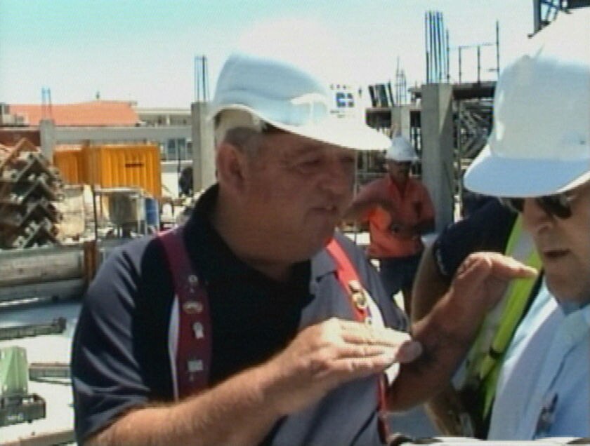 ALP bars unionist over 'dog' slur - ABC News