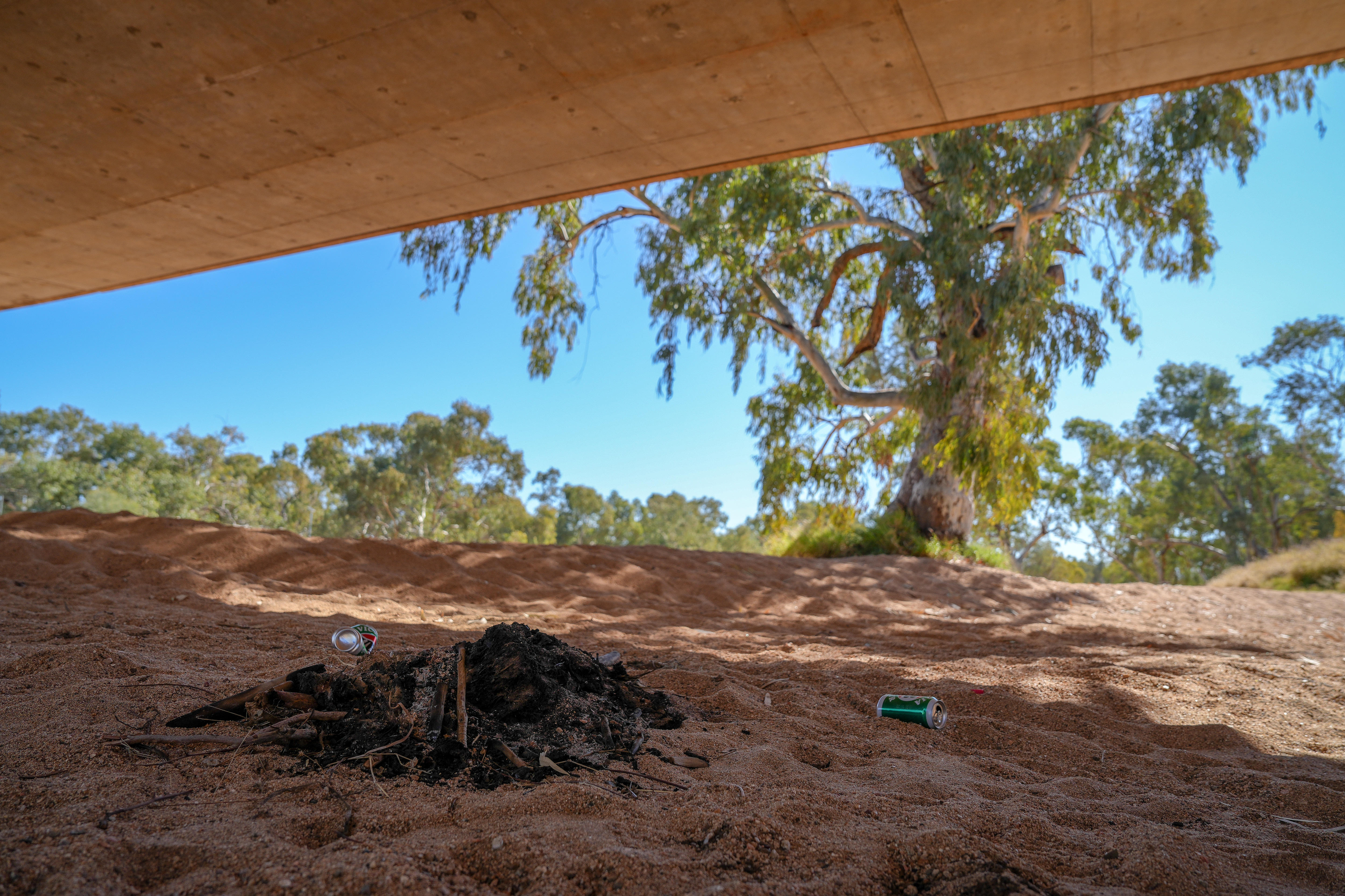 Alice Springs curfew shines spotlight on the town's homelessness crisis ...