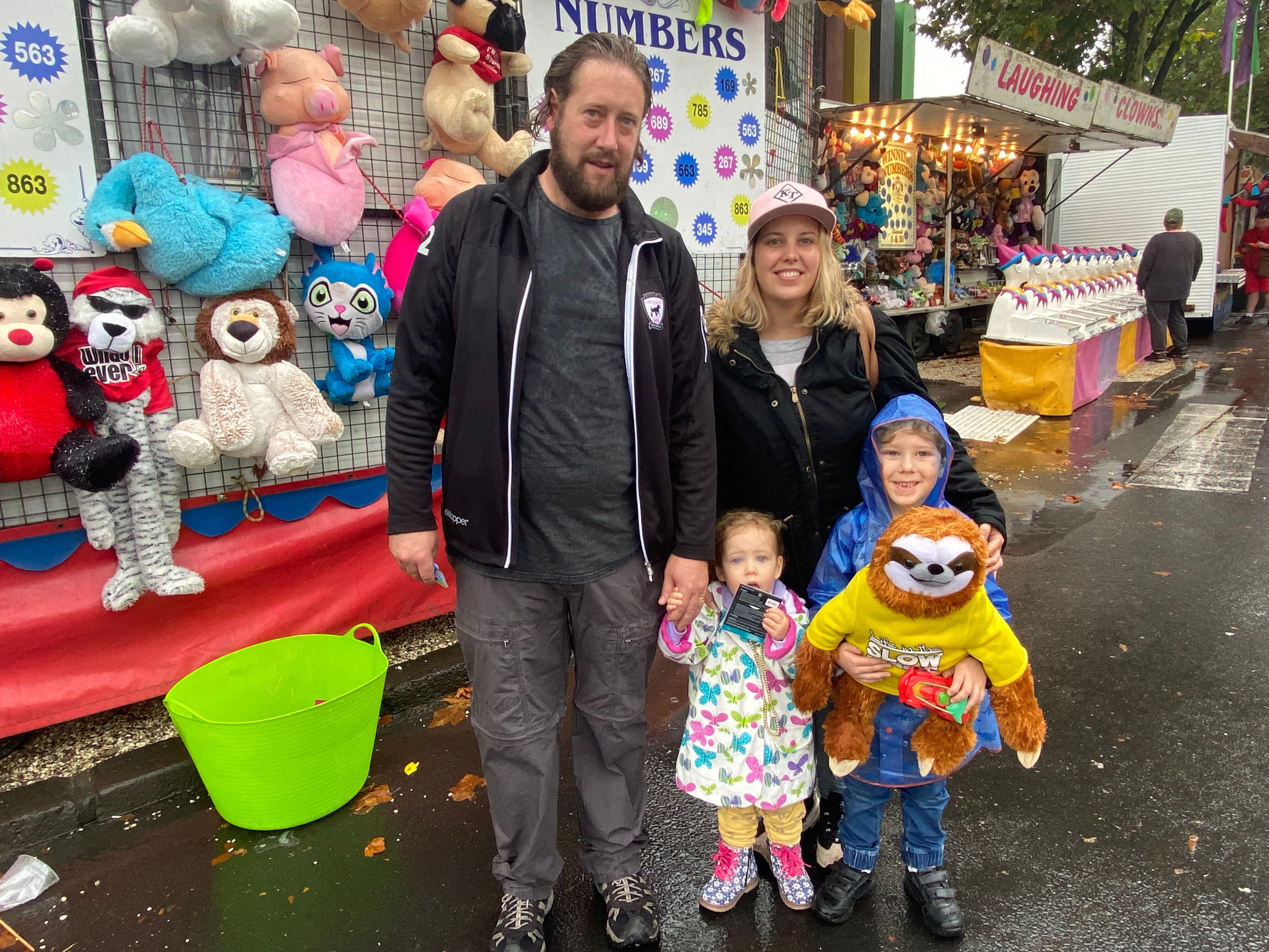 Bendigo Easter Fair parade rained out, but spirits high after days of ...
