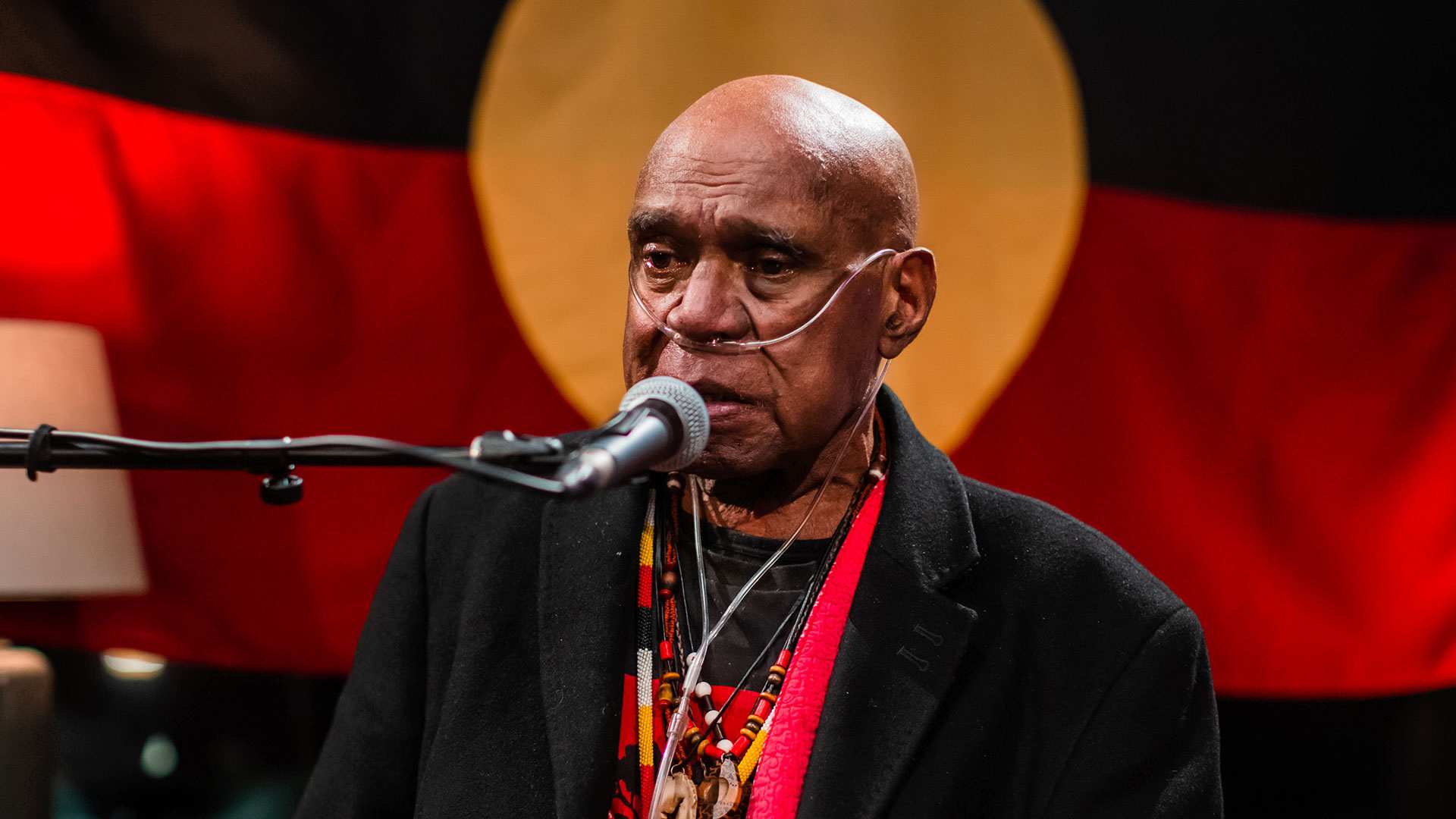 Archie Roach, Aboriginal musician, songwriter and artist, dead at 66 ...