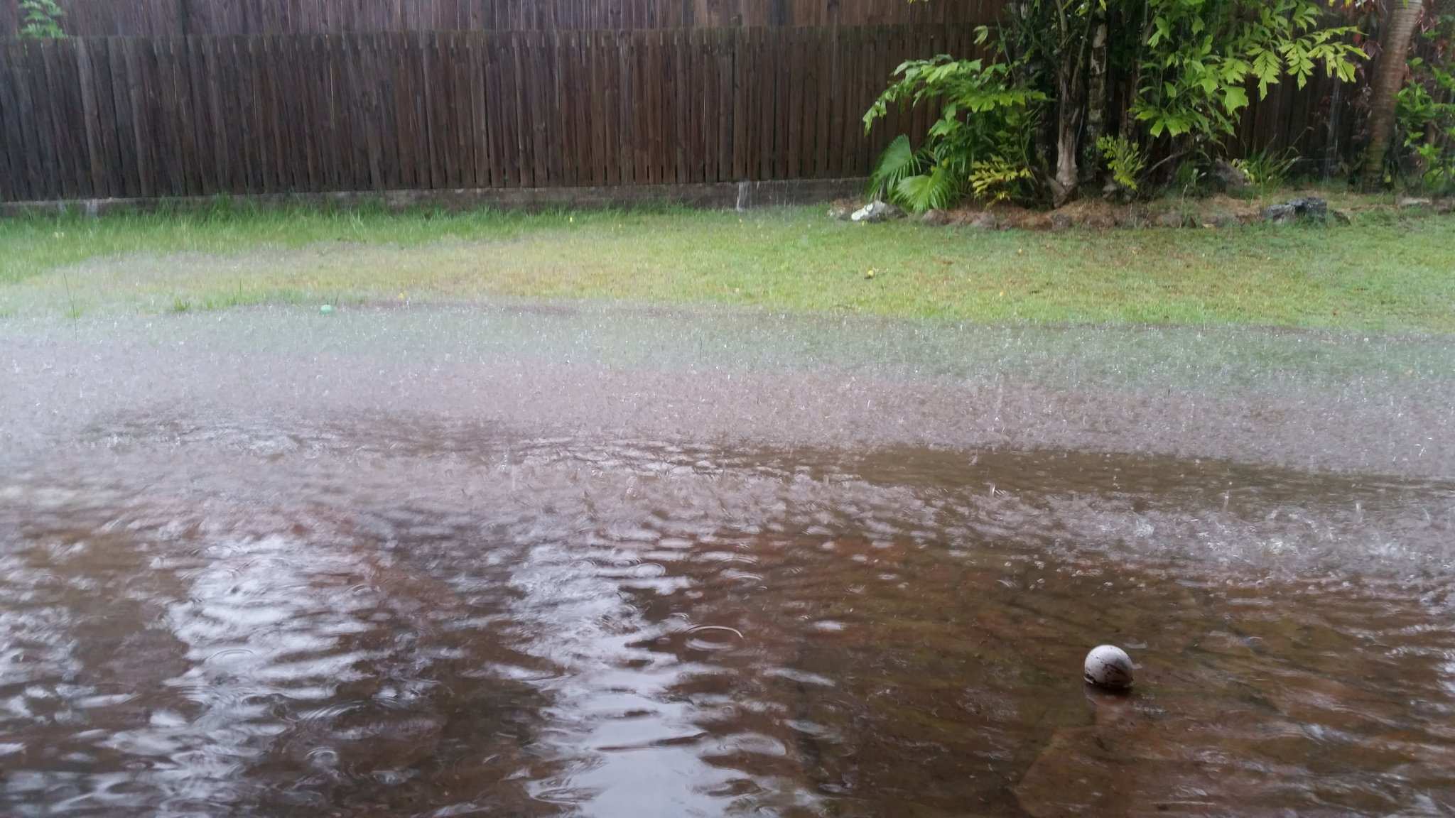 Queensland weather: Early morning thunderstorms dump more than 100mm ...