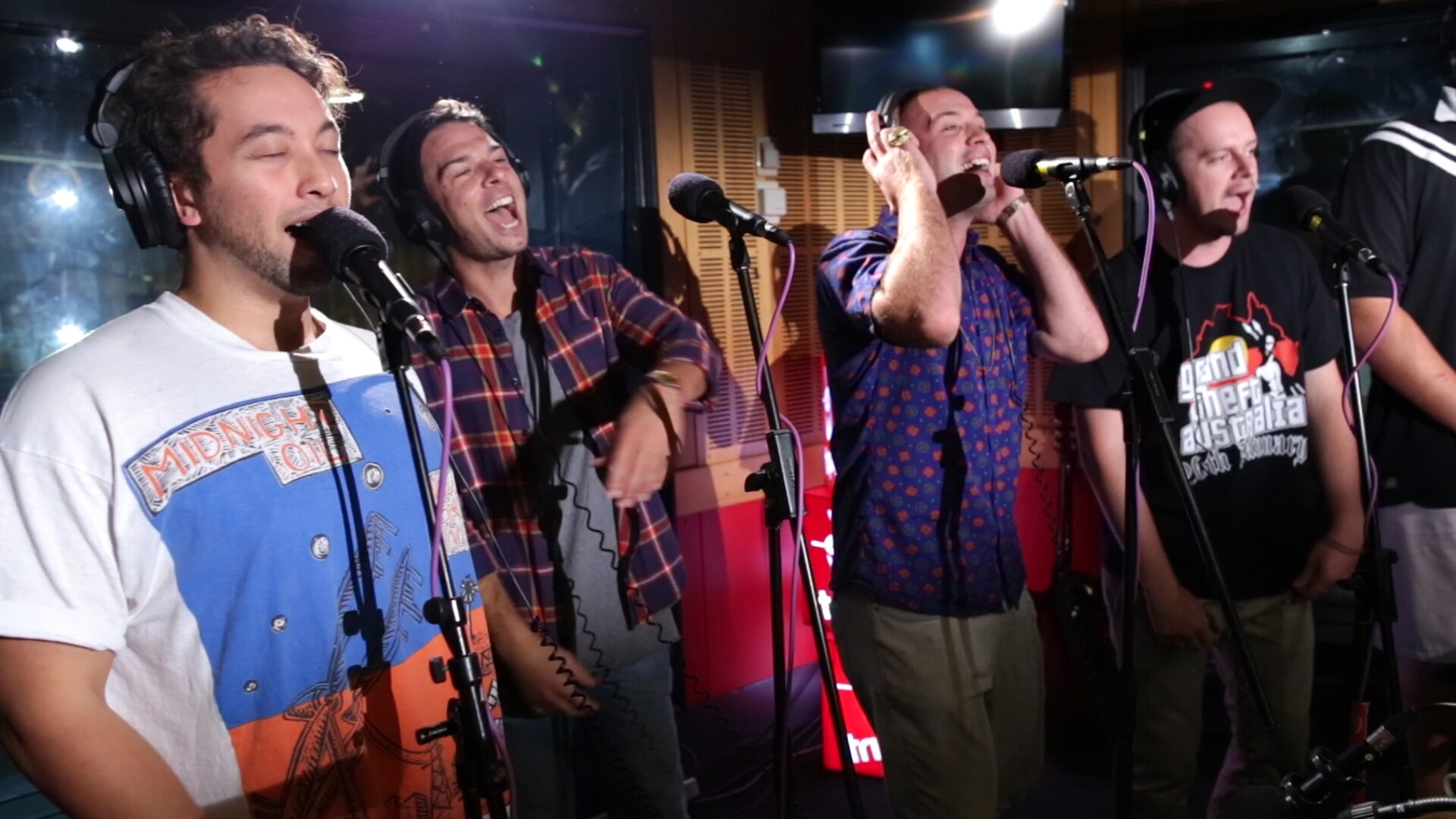 One Day covers Scribe 'Not Many' for Like A Version [2015] - triple j