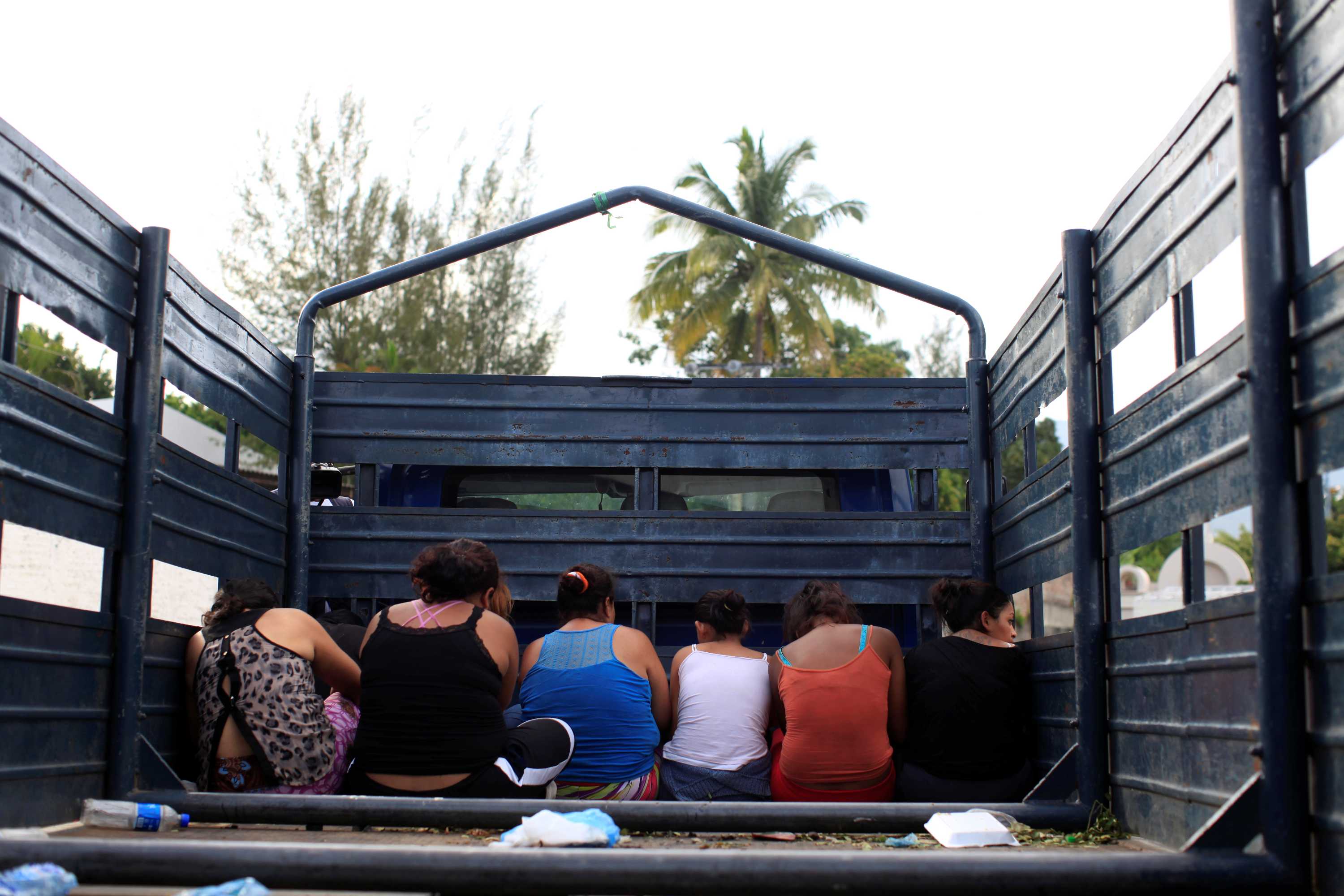 Central Americans fleeing violent drug gangs 'surprised but grateful ...