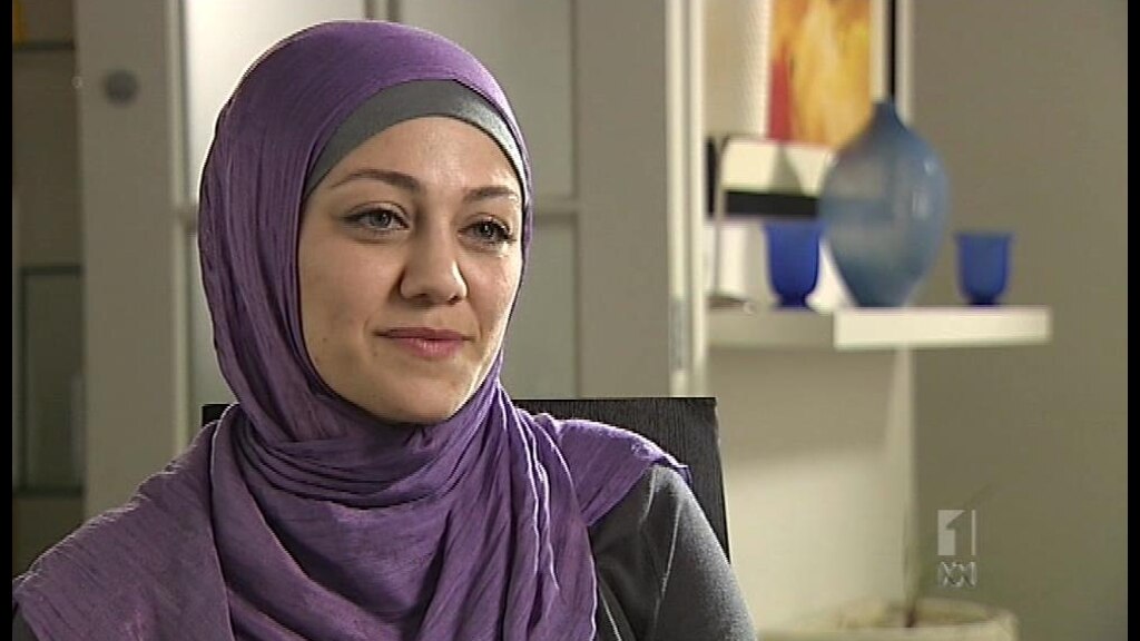 El Masri breaks down stereotypes with migrant story - ABC News