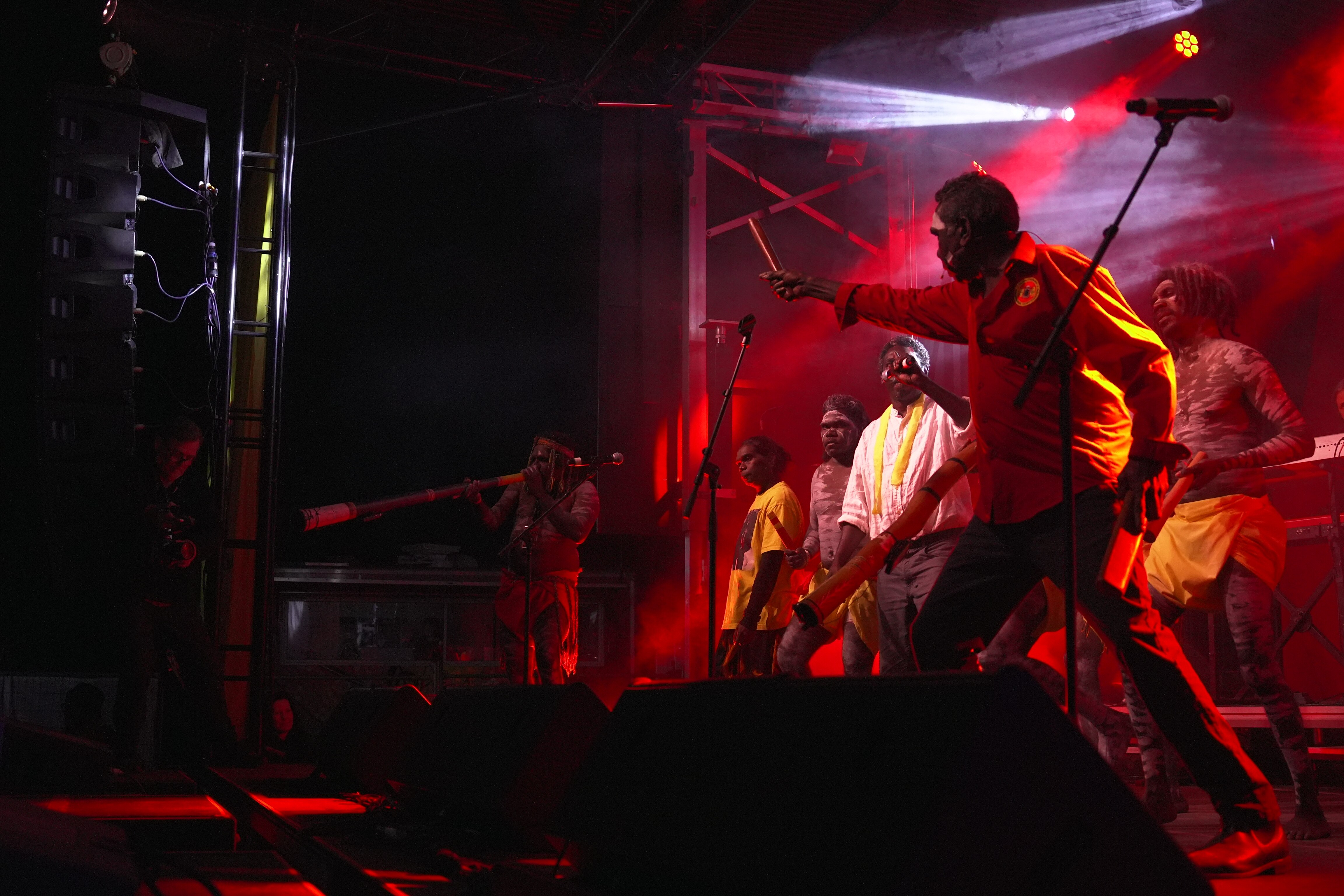 Barunga Festival 2024: Yothu Yindi headlines as Indigenous culture ...
