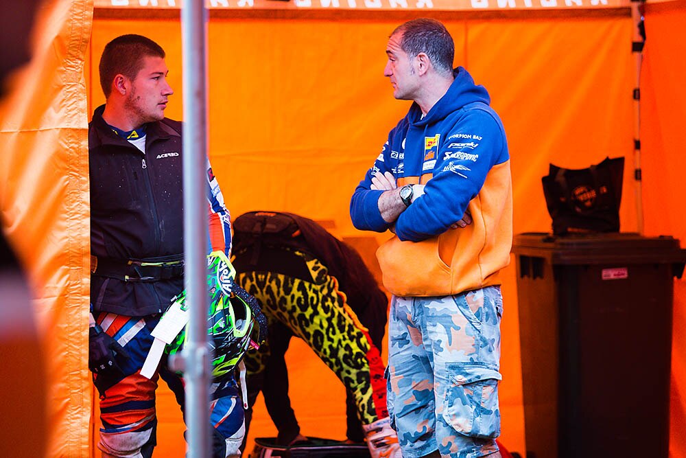 Matt Phillips in reach of title in hometown as Australian Four Day ...