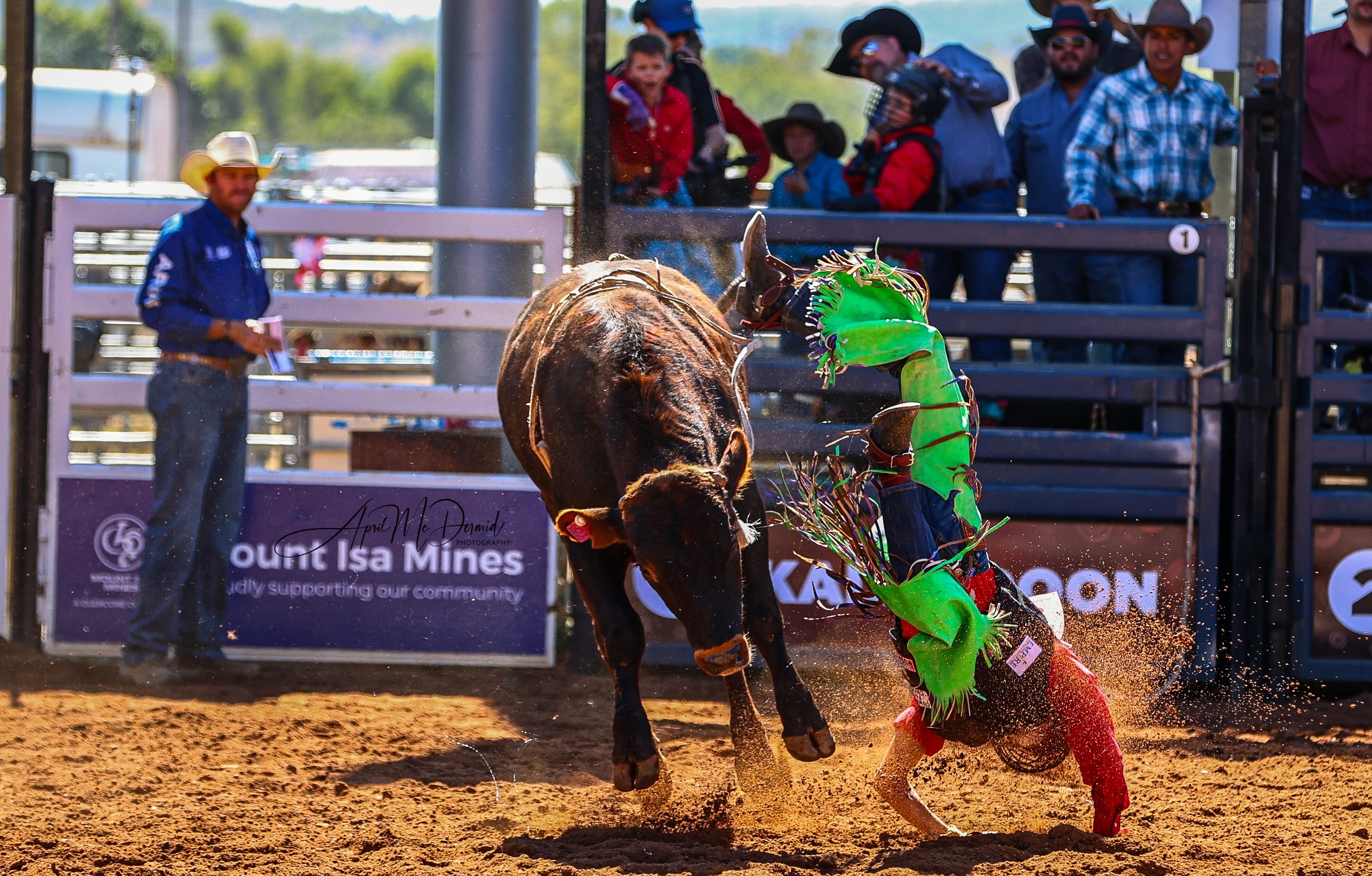Mount Isa Rodeo draws international competitors from USA, New Zealand ...