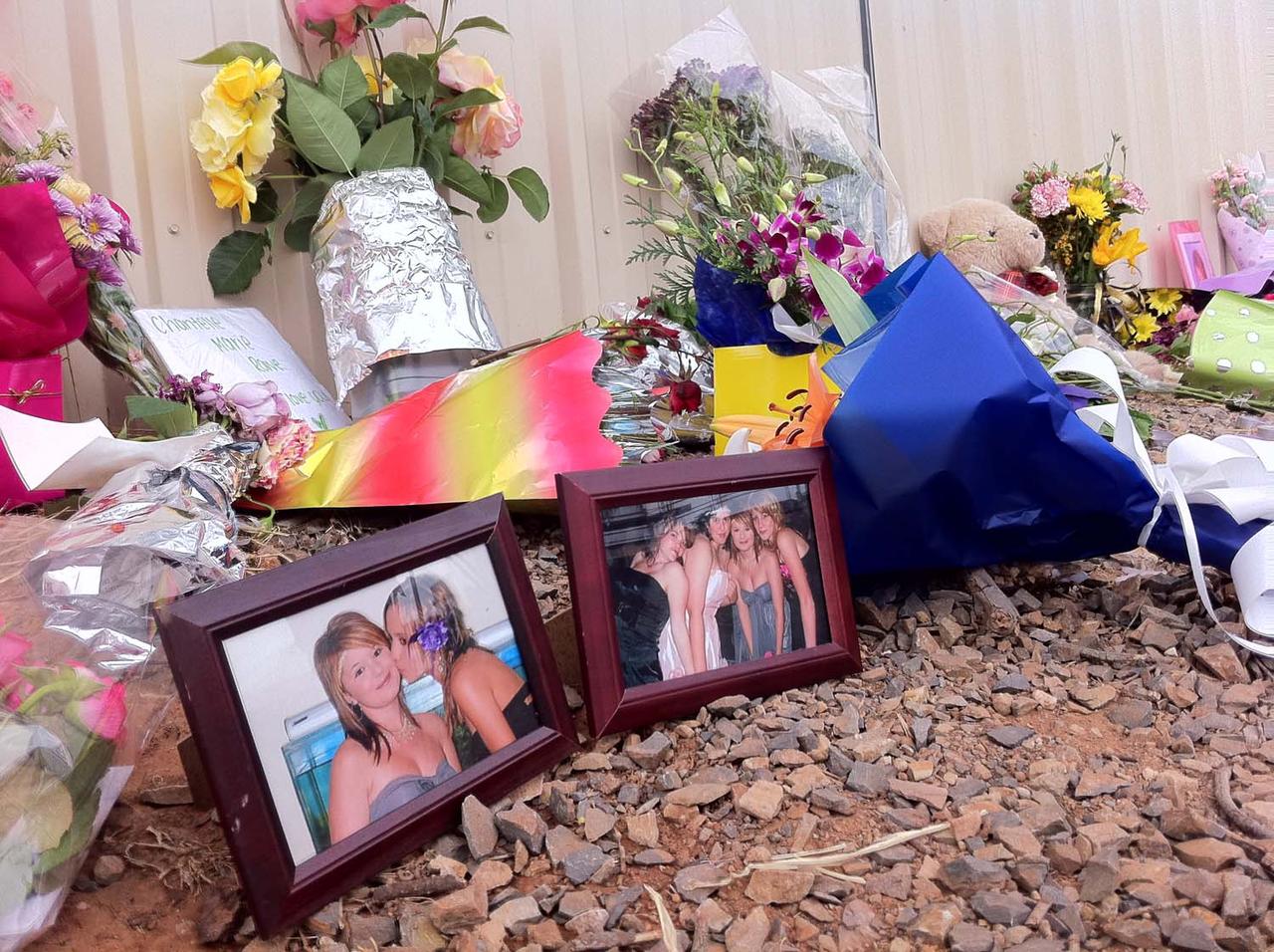 Police hope for medical clues on triple murder - ABC News