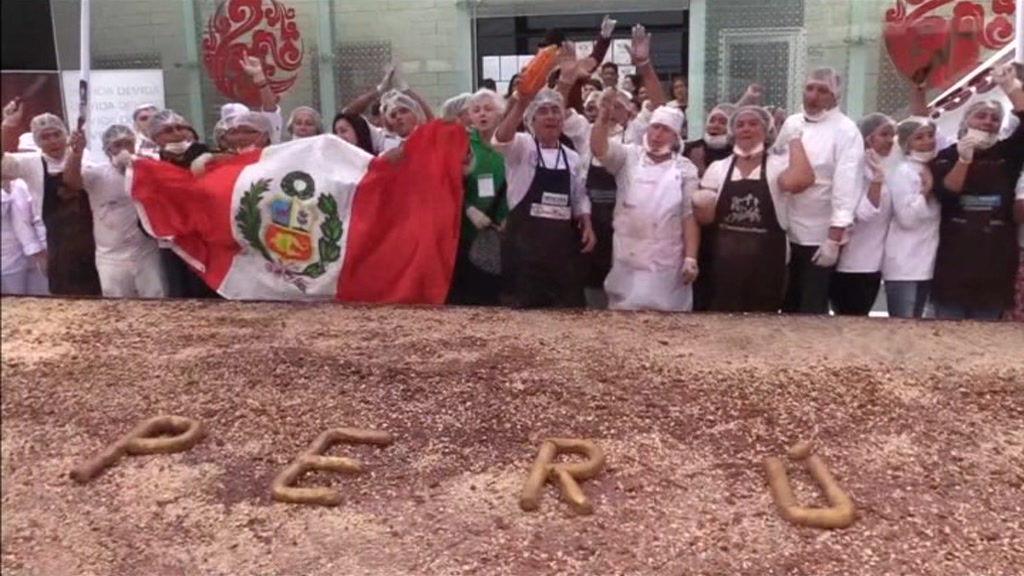 Peru pastry chefs earn Guinness World Record for 7m long chocolate bar ...