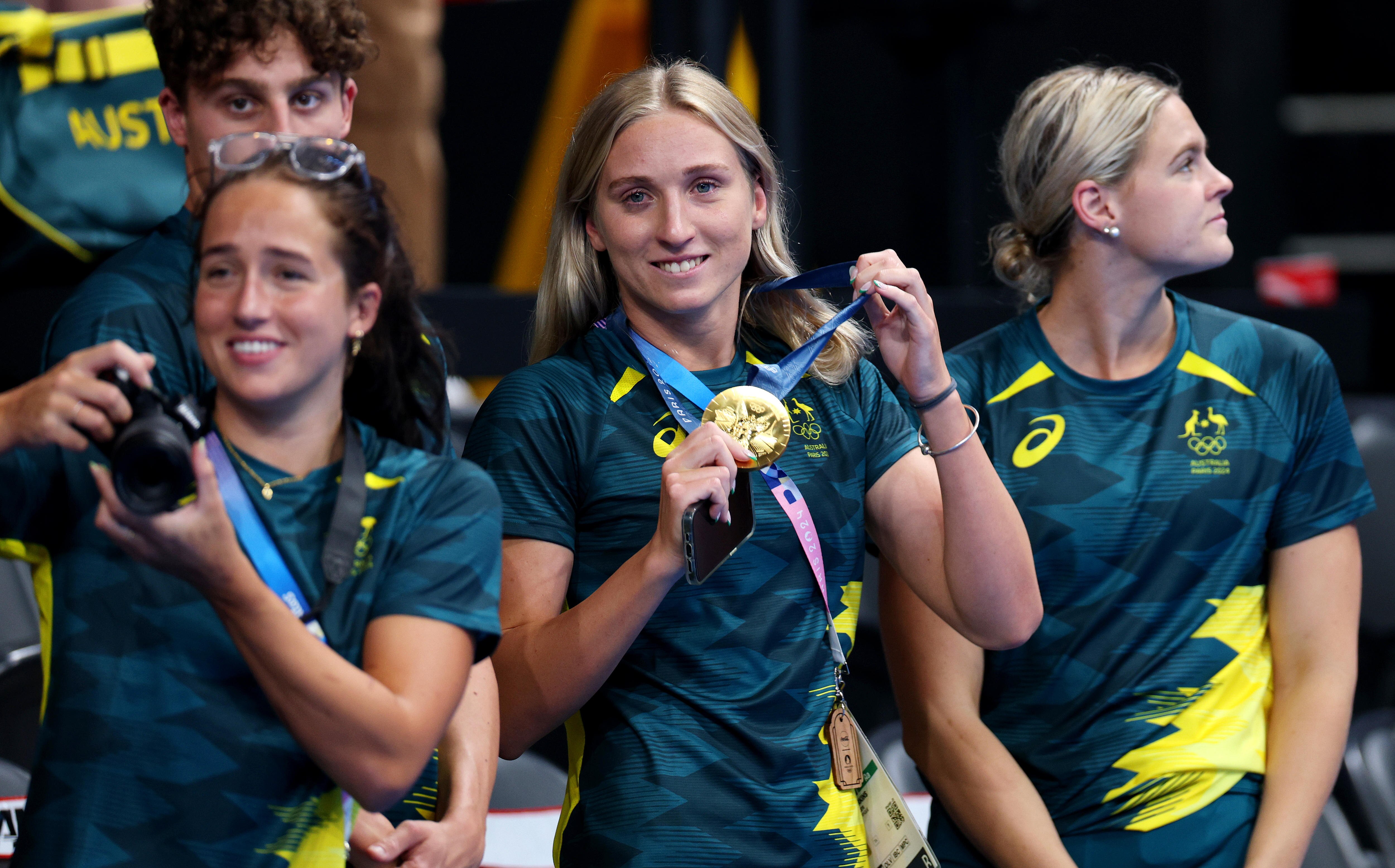 Ariarne Titmus, Mollie O'Callaghan lead Australian women's 4x200m ...