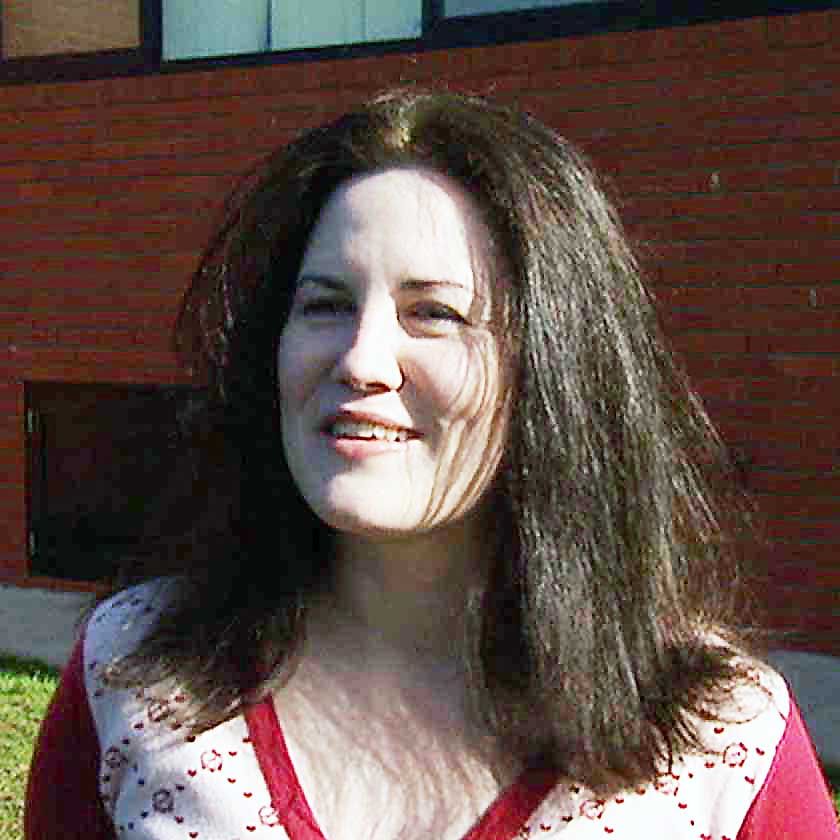 Govt admits Ritchie sisters stayed on payroll - ABC News