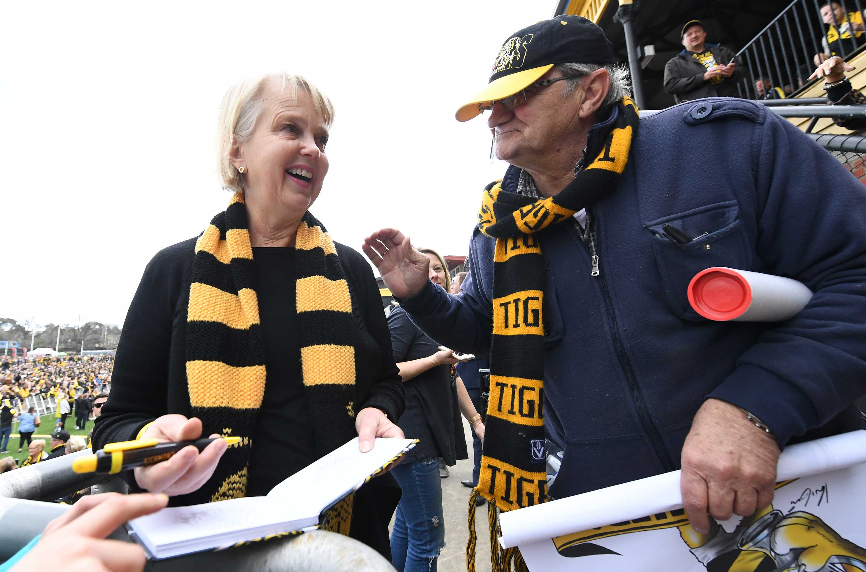Grandstand AFL Feature: Peggy O'Neal - ABC Radio