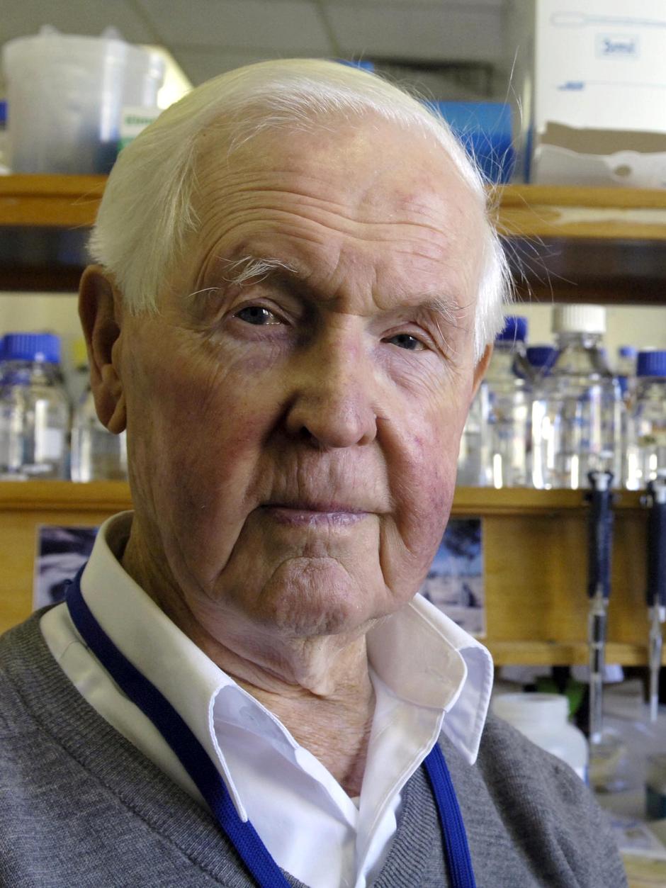 ACT electorate of Fraser could be renamed after scientist Frank Fenner ...