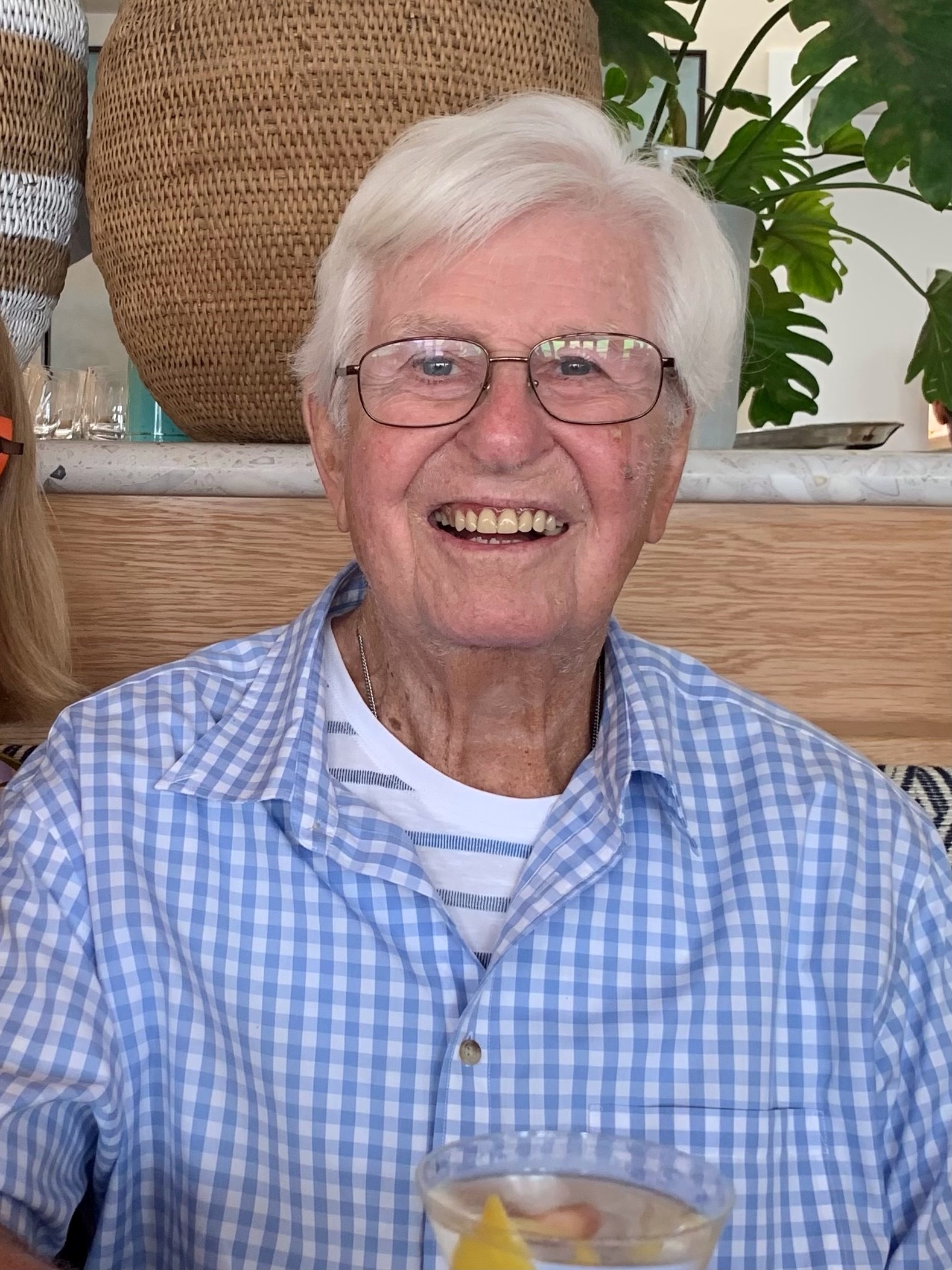 95-year-old radio great, Bob Rogers gave Dame Olivia a career kickstart ...