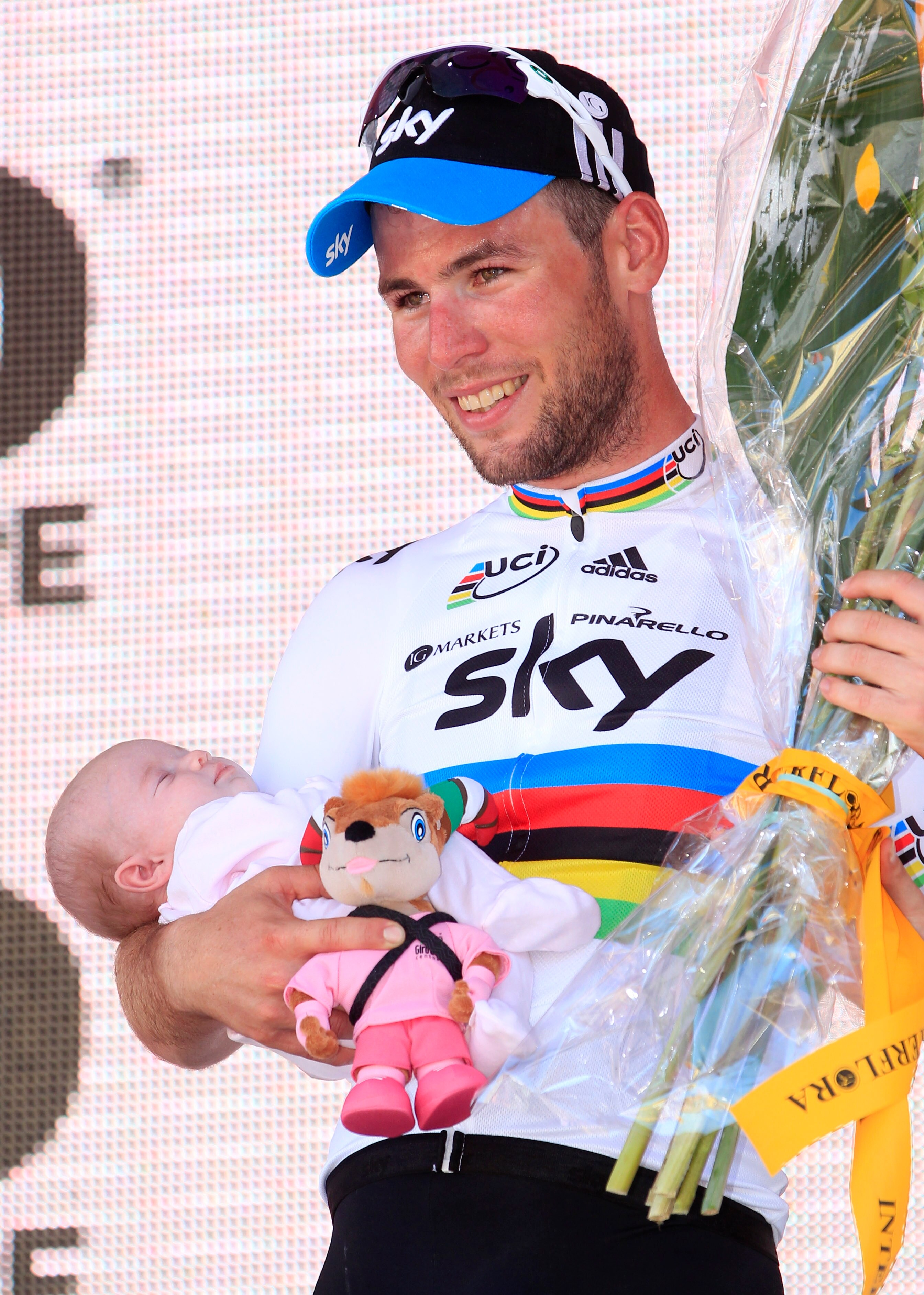 Family affair for victorious Cavendish - ABC News