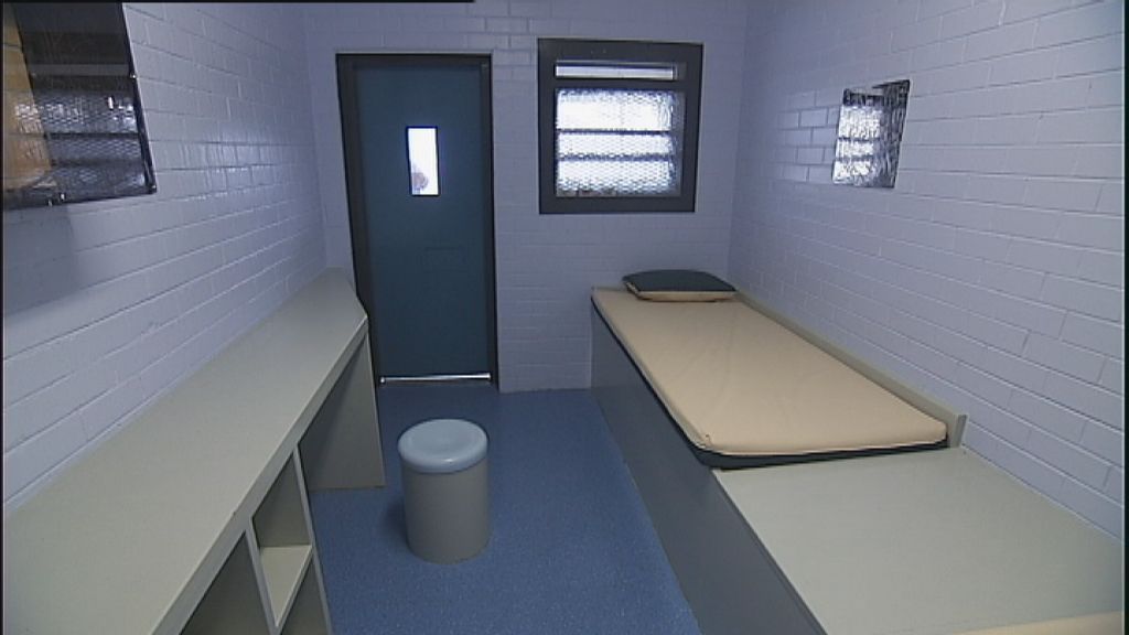 Juvenile detention numbers fall dramatically in NSW - ABC News