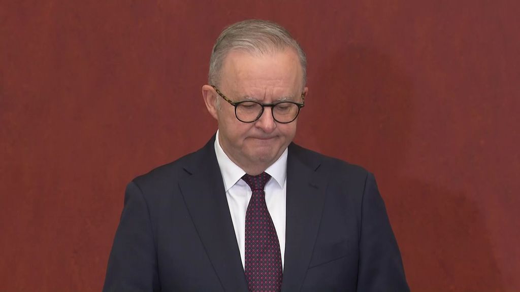 Emotional Albanese pays tribute to late Victorian Labor MP Linda White ...