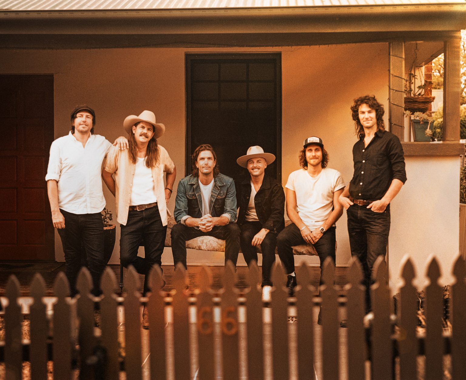 Sweet Talk's Aussie southern boogie and Tamworth Country Music Festival ...