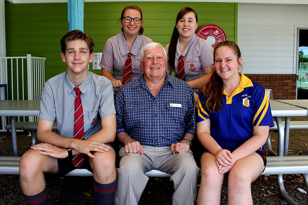 Meet the Queensland man with 1,000 'grandchildren' - ABC News