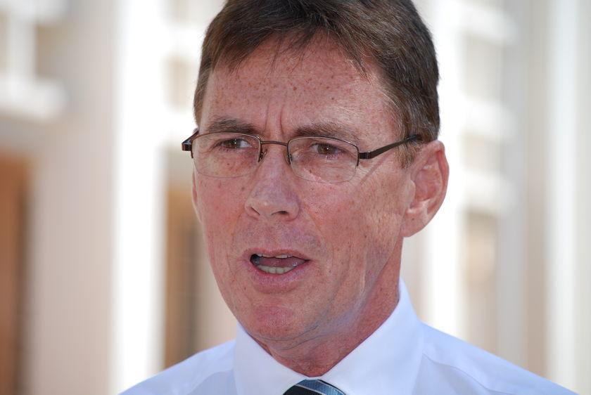 Swing to CLP in early figures - ABC News