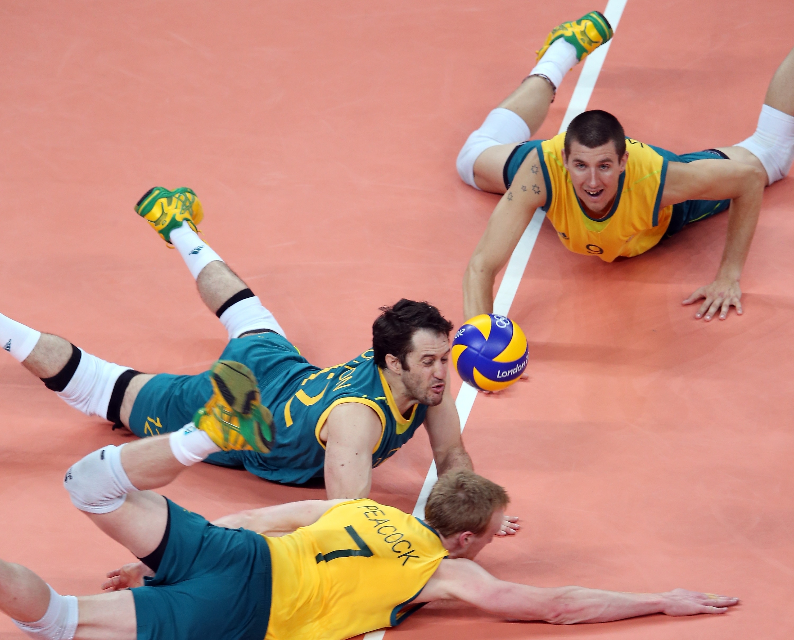 Aussies account for Brits in volleyball - ABC News