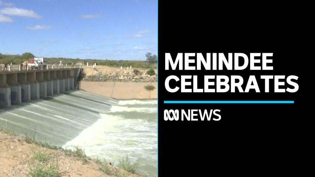 Menindee celebrates the arrival of floodwaters from the north - ABC News