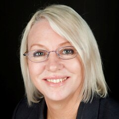 Queensland Labor MP Leanne Donaldson stands down from Cabinet amid ...