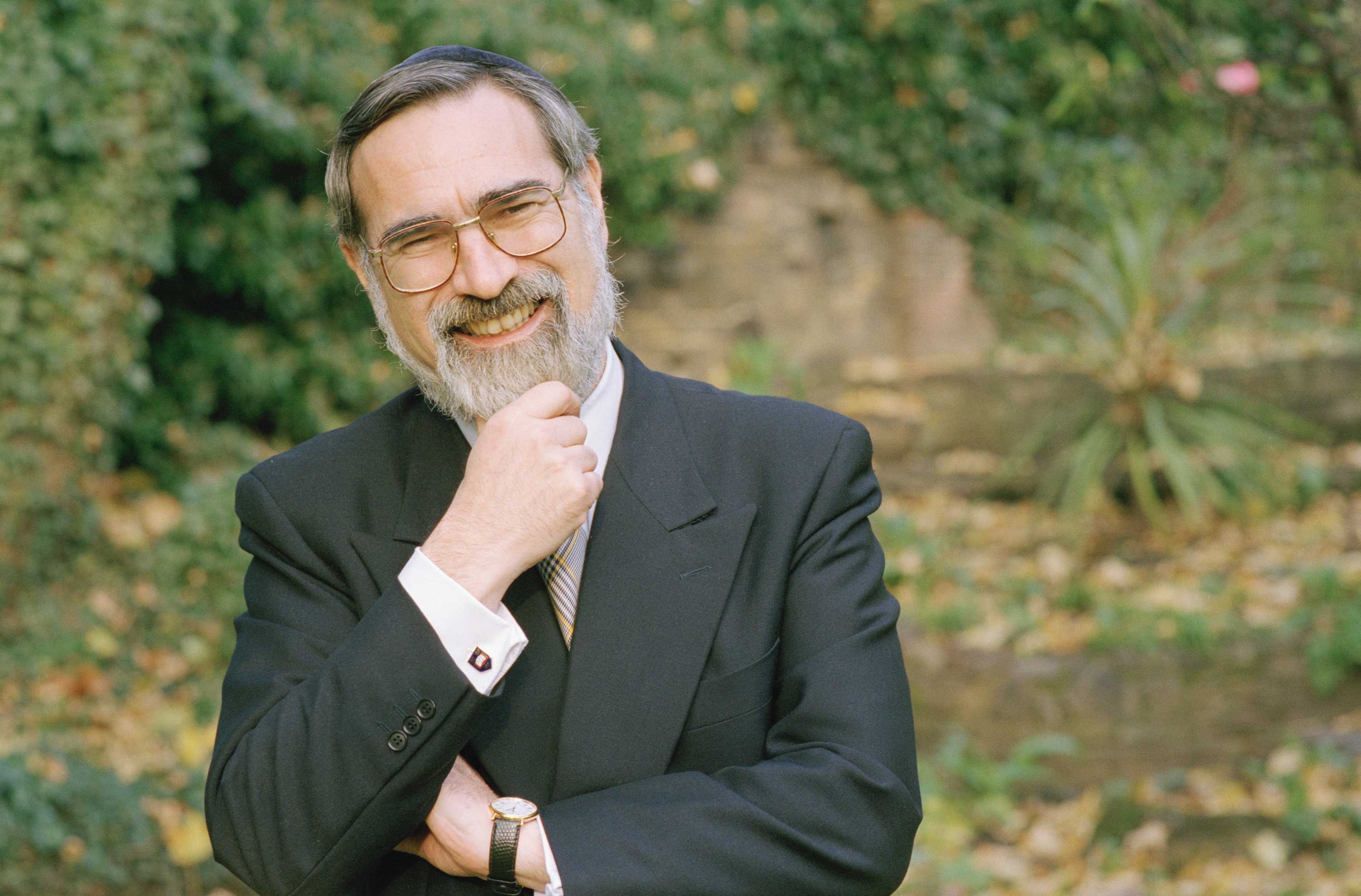 Web Extra: Rabbi Lord Jonathan Sacks passes away - ABC listen