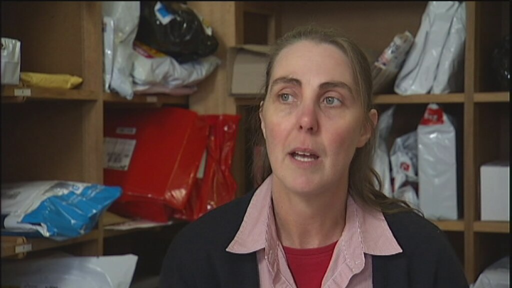 Australia Post licensees 'trapped in 20-year agreement, not making ...