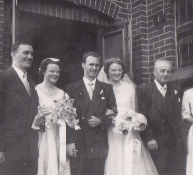 Footscray player who missed 1954 premiership for brother's wedding ...