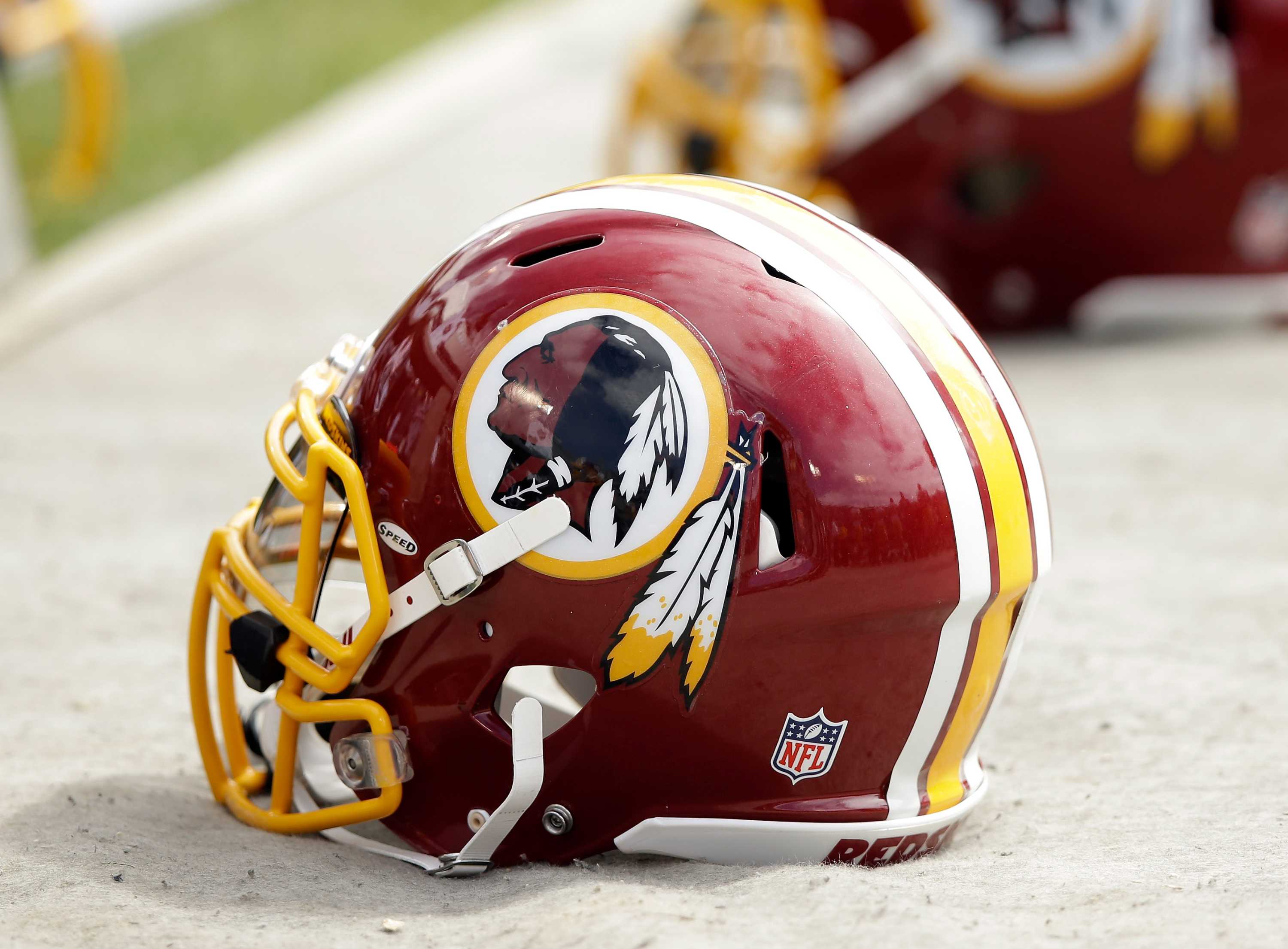 Native Americans call for name change to NFL Washington Redskins team ...