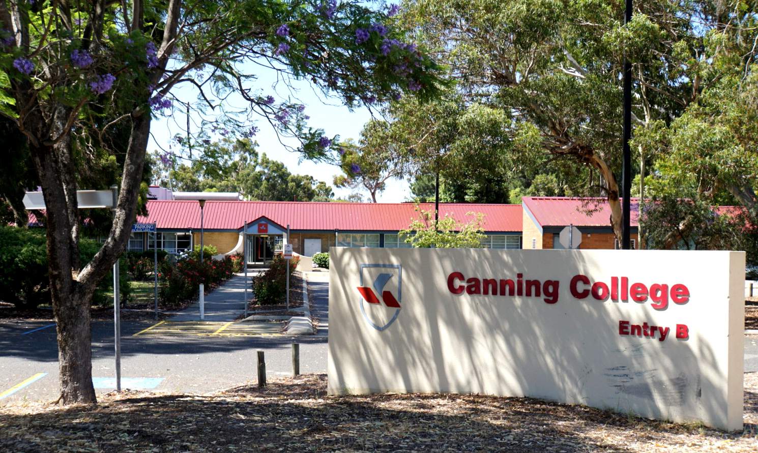 WA Government axes Schools of the Air in $64-million cuts to education ...