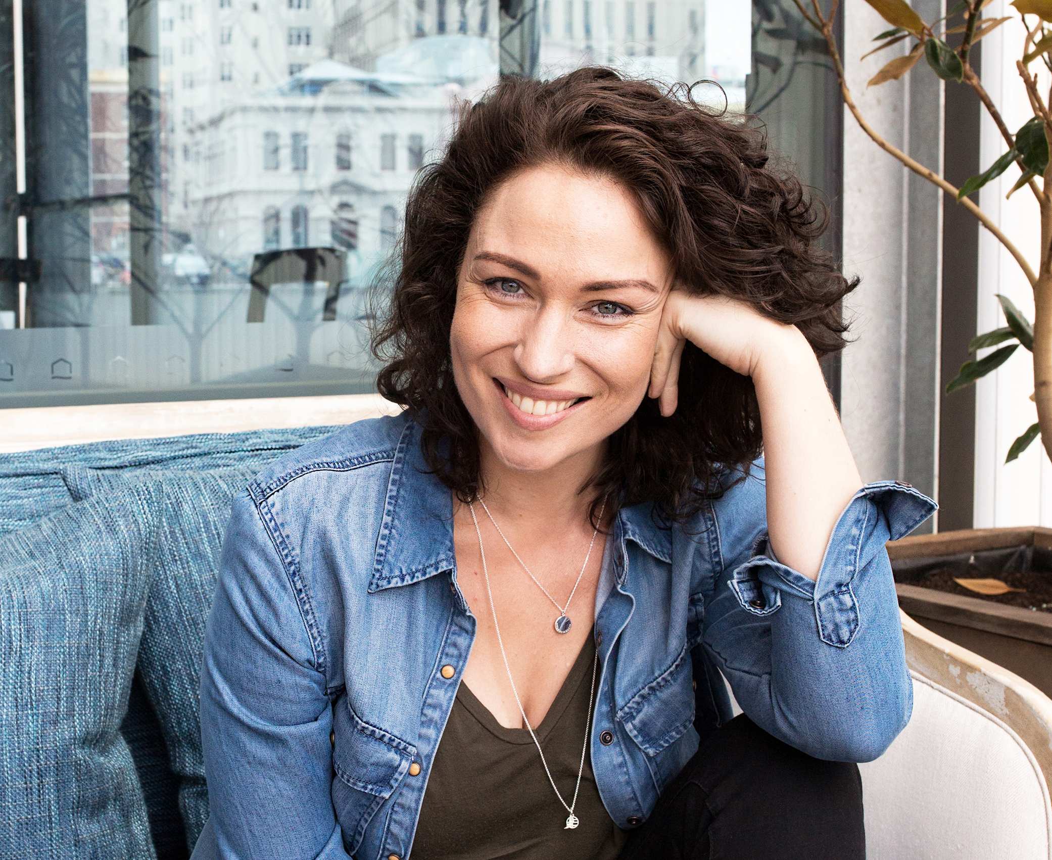 Lisa Gormley talks about NIDA, Home & Away and Tasmania - ABC listen