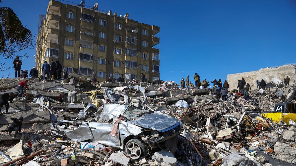 Drone captures the scale of destruction in Turkish city of ...