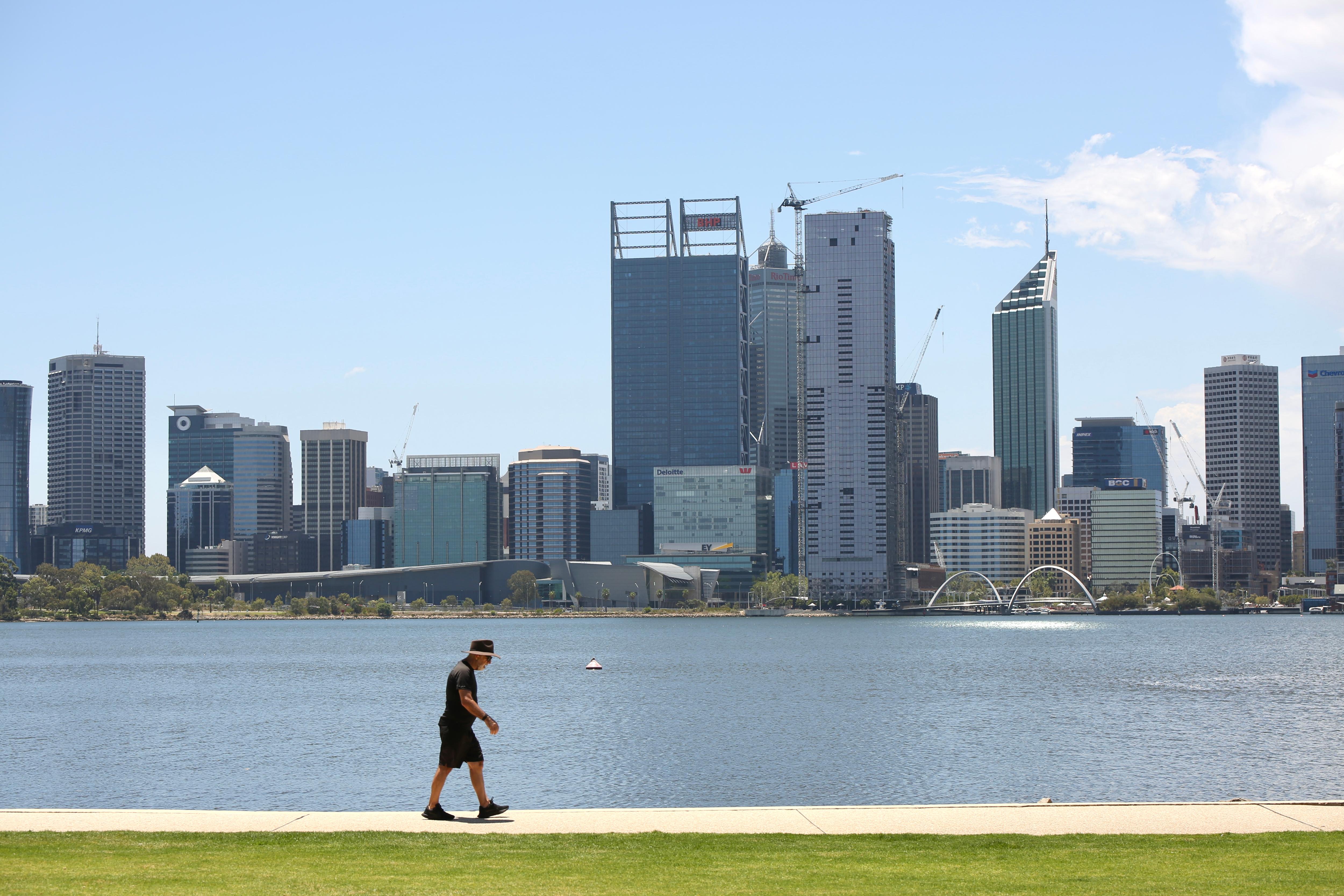 Another heatwave forecast for Perth sparks warnings off back of record ...
