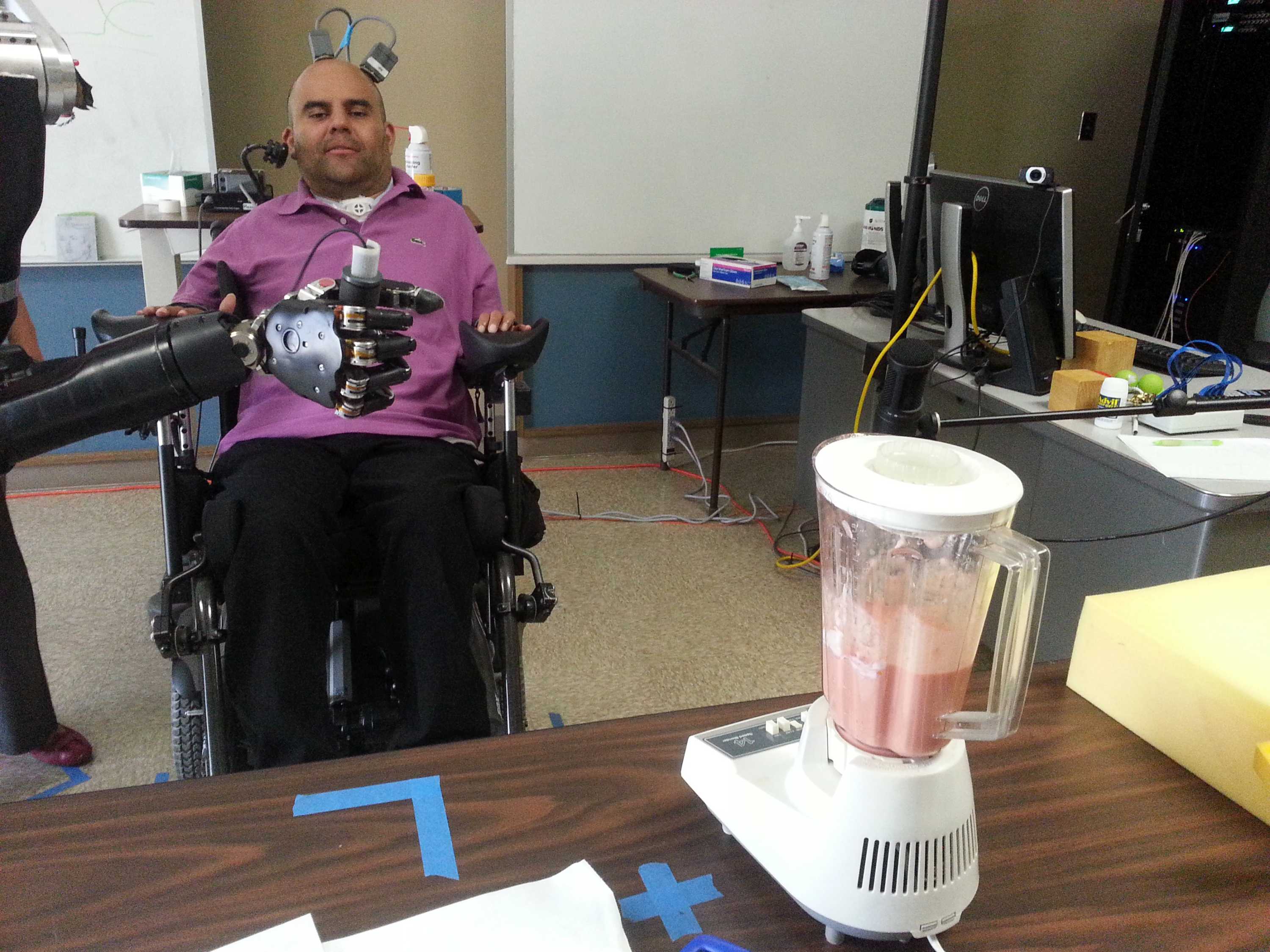 Breakthrough brain implant harnesses mind power to help paralysed ...