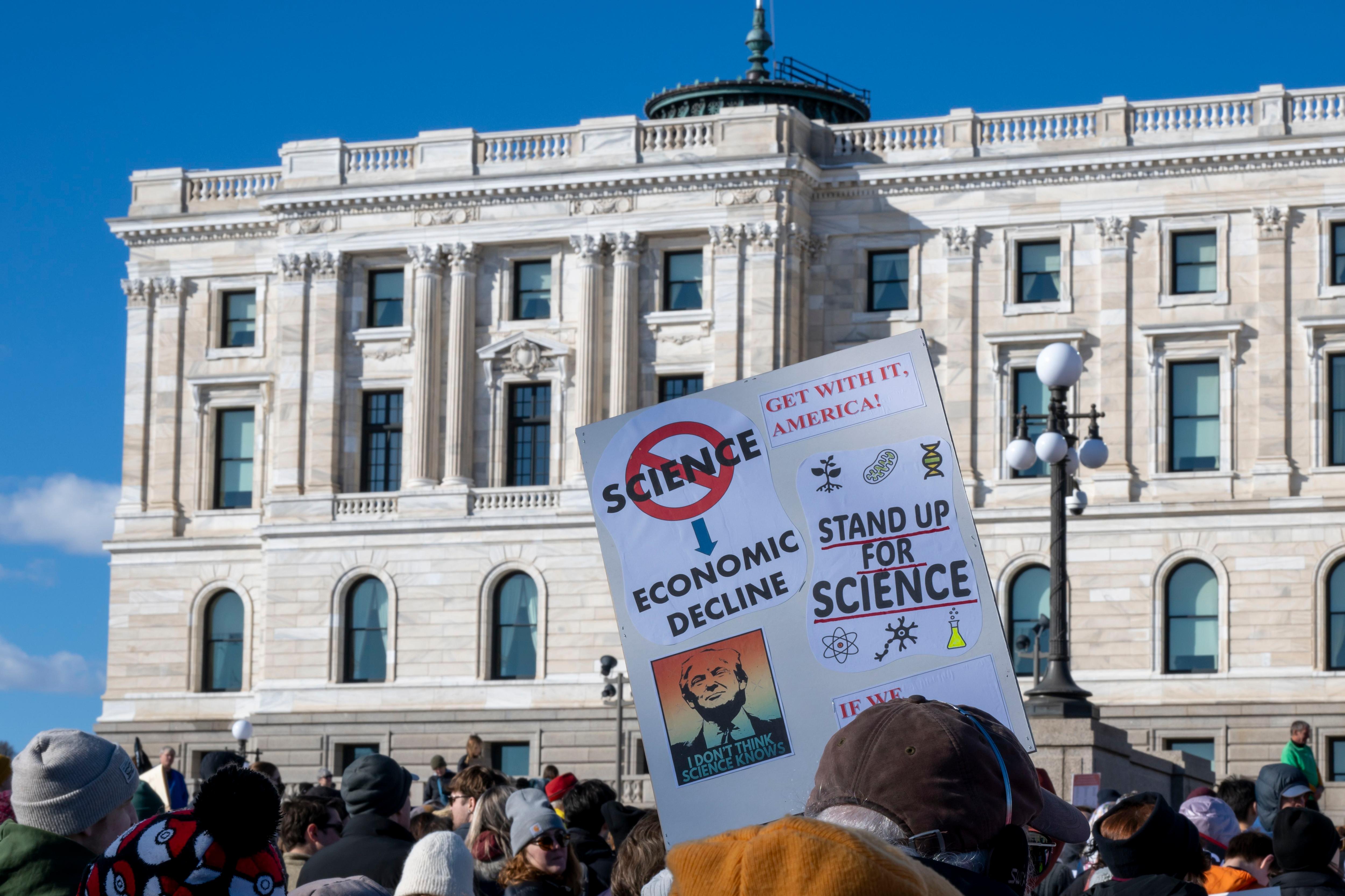 US science funding off the chopping block — for now - ABC listen